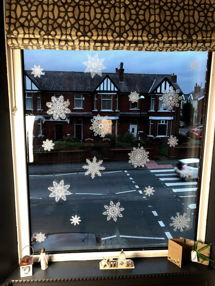 18 Snowflakes Christmas Window Decals – Dizzy Duck Designs